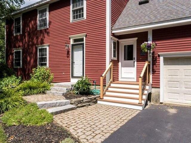 house with 5 bedroom, Cumberland ME DS104442496