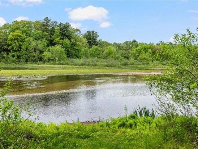 house with 5 bedroom, Cumberland RI DS104480395