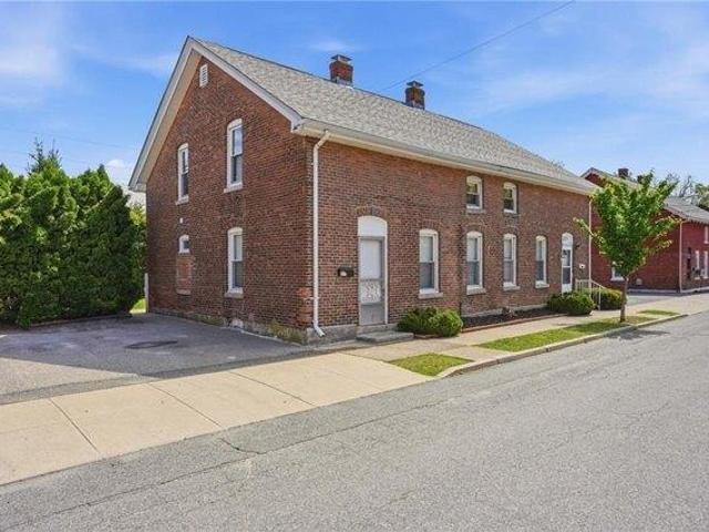 house with 5 bedroom, Cumberland RI DS103928564
