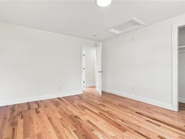 house with 5 bedroom, Cumberland RI ES104851054
