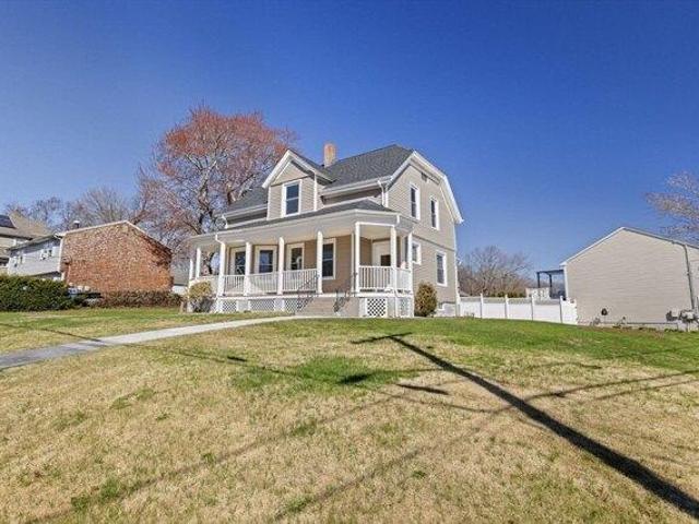 house with 5 bedroom, Cumberland RI ES103020169