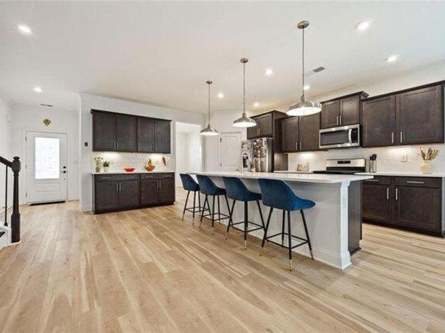 house with 5 bedroom, Cumming GA ES104902527