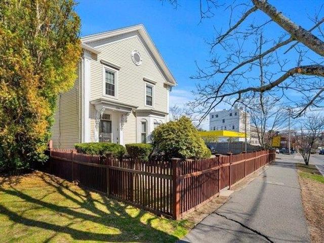 house with 5 bedroom, Danvers MA ES103808726