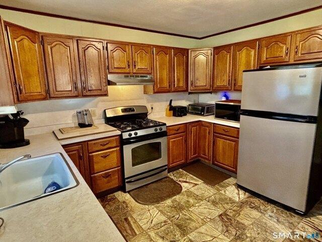 house with 5 bedroom, Danbury CT DLS102761592