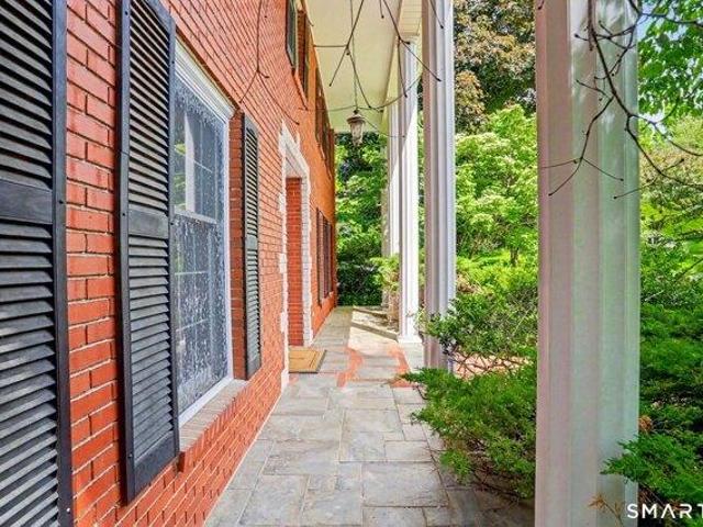 house with 5 bedroom, Danbury CT ES104869615