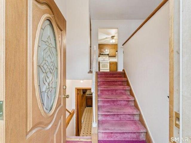 house with 5 bedroom, Danbury CT ES105123040