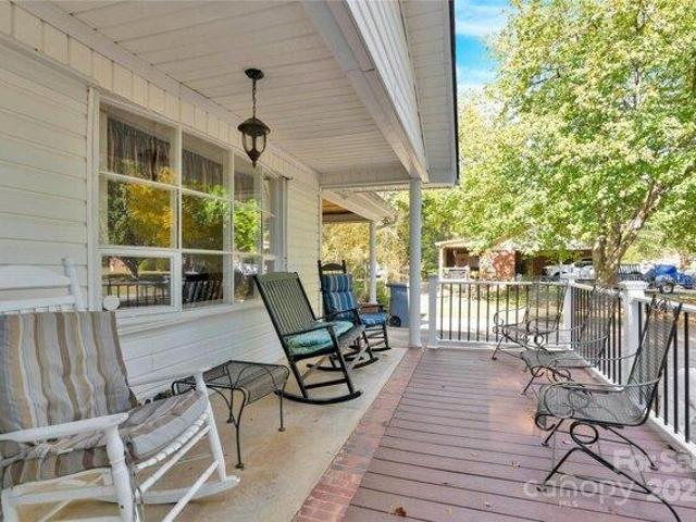 house with 5 bedroom, Dallas NC ES103603185