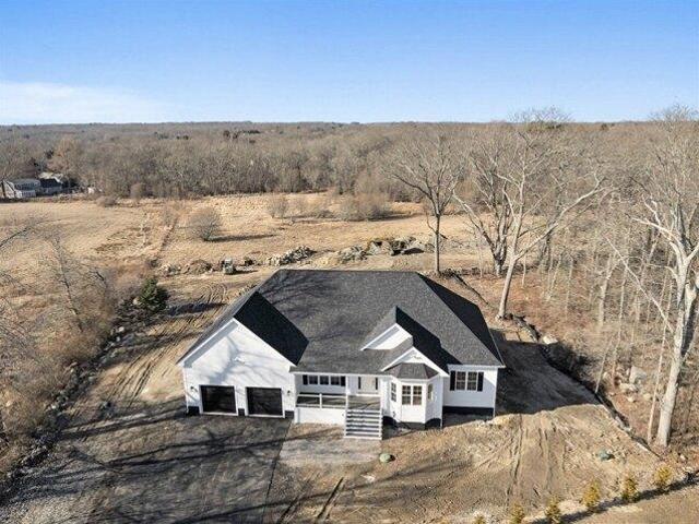 house with 5 bedroom, Dartmouth MA DLS102347201