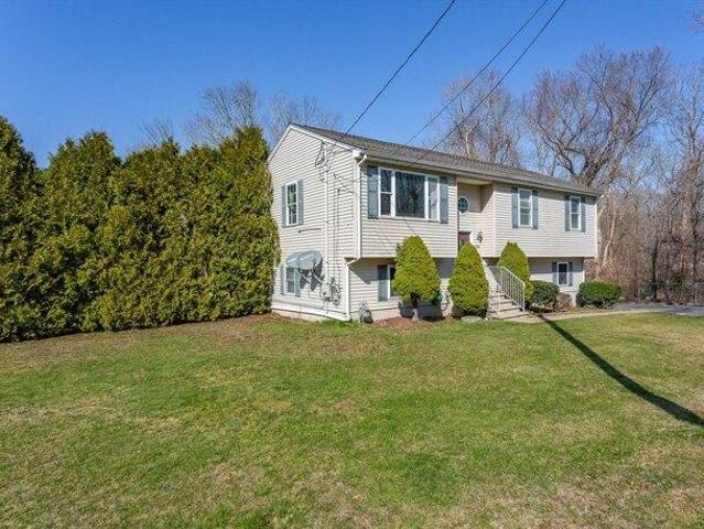 house with 5 bedroom, Dartmouth MA DS102409812