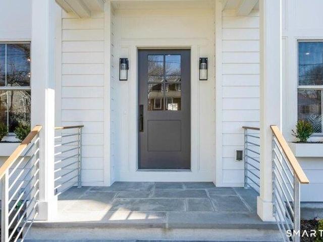 house with 5 bedroom, Darien CT DS102217158