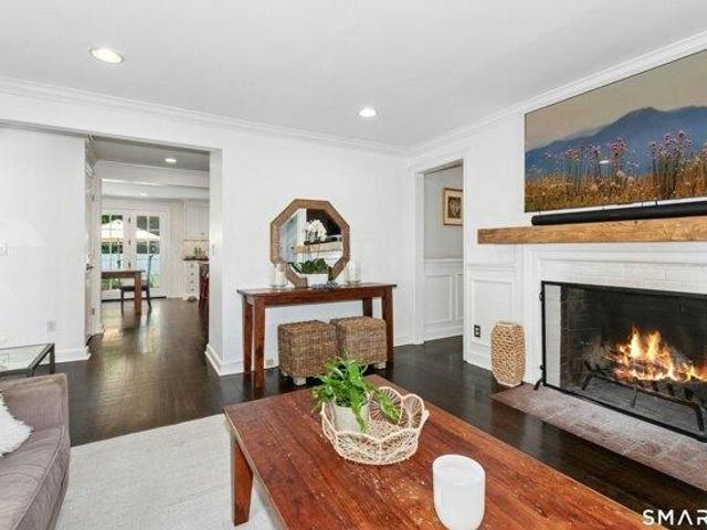 house with 5 bedroom, Darien CT DS104478398