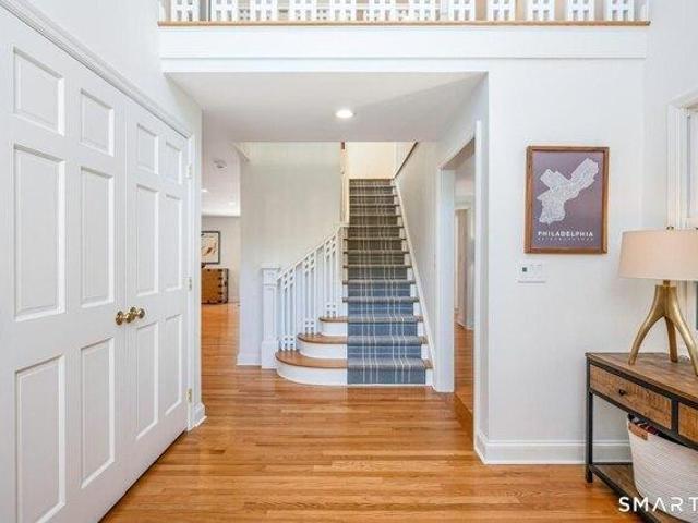 house with 5 bedroom, Darien CT ES104571835