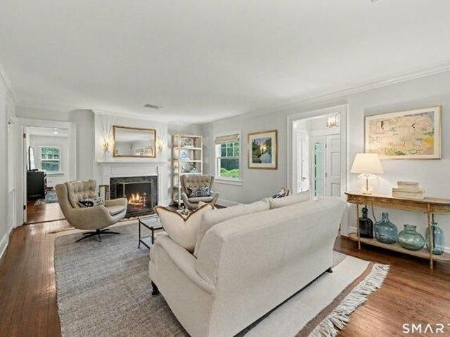 house with 5 bedroom, Darien CT ES104834472
