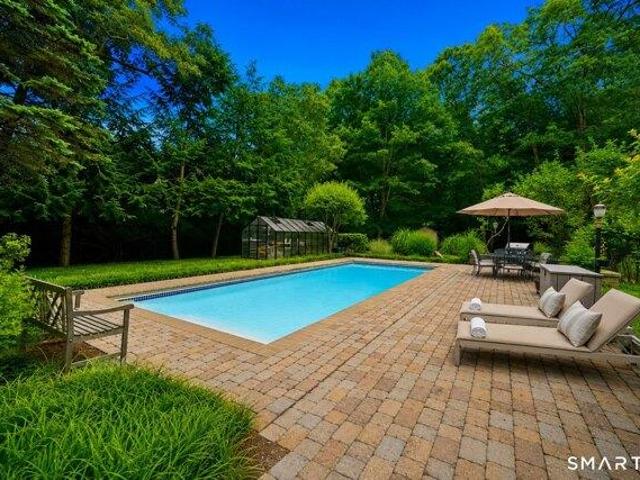 house with 5 bedroom, Darien CT ES104835616
