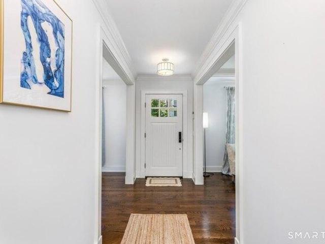 house with 5 bedroom, Darien CT ES104296961