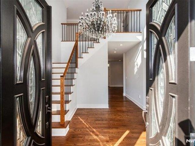 house with 5 bedroom, Demarest NJ DLS101748199