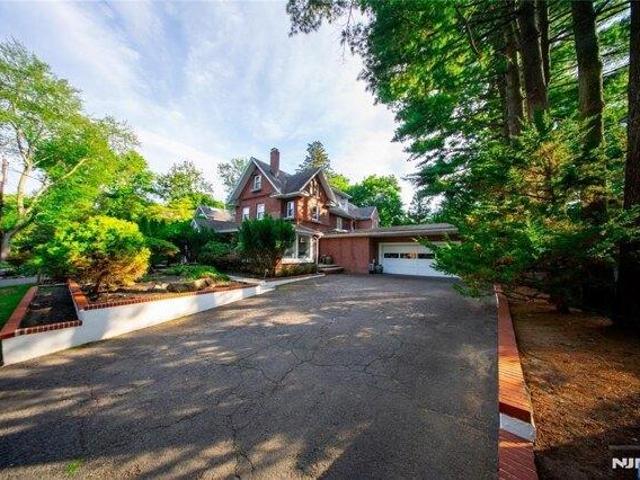 house with 5 bedroom, Demarest NJ DLS102314211