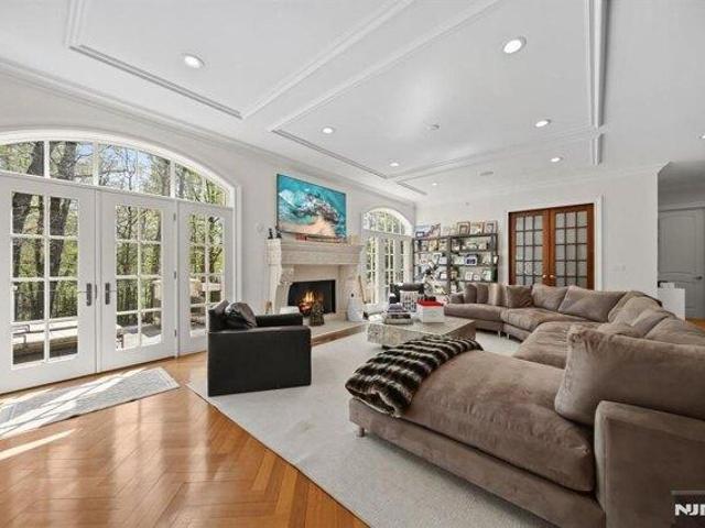 house with 5 bedroom, Demarest NJ ES105206111