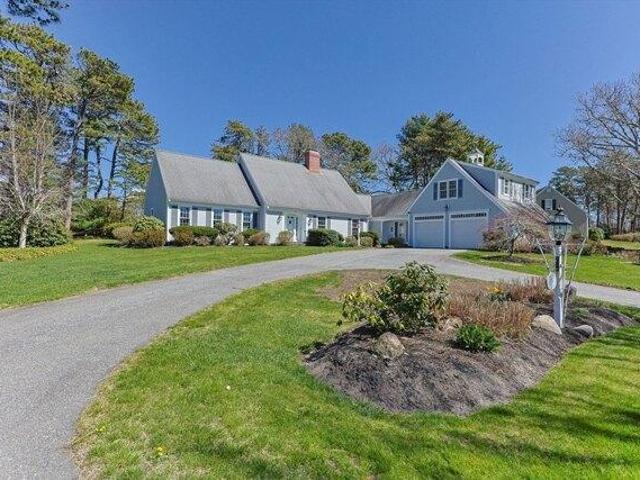 house with 5 bedroom, Dennis MA DLS102475218