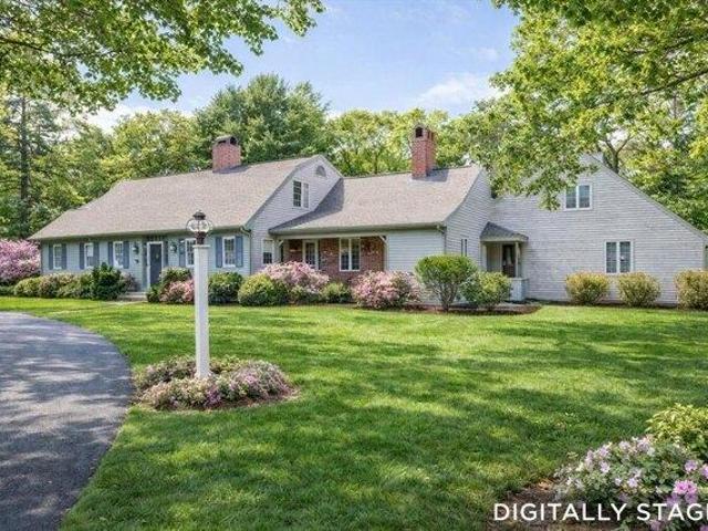 house with 5 bedroom, Dennis MA DLS102593965