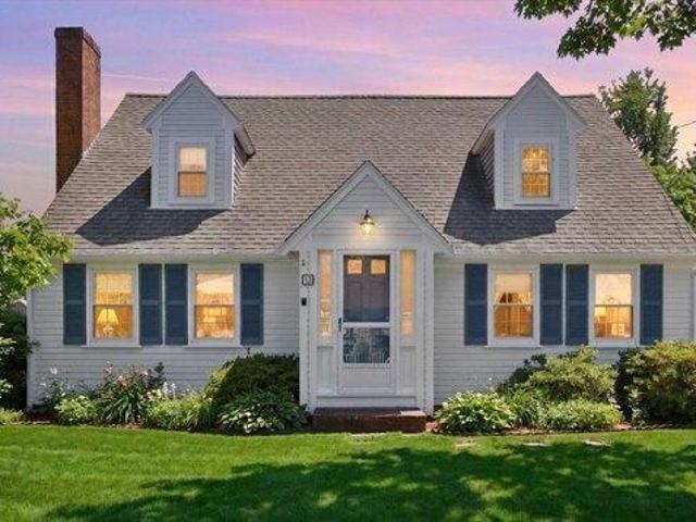 house with 5 bedroom, Dennis MA DS102585079