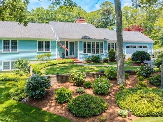 house with 5 bedroom, Dennis MA ES105082055