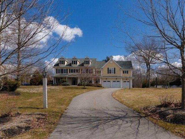 house with 5 bedroom, Dedham MA DLS102447103