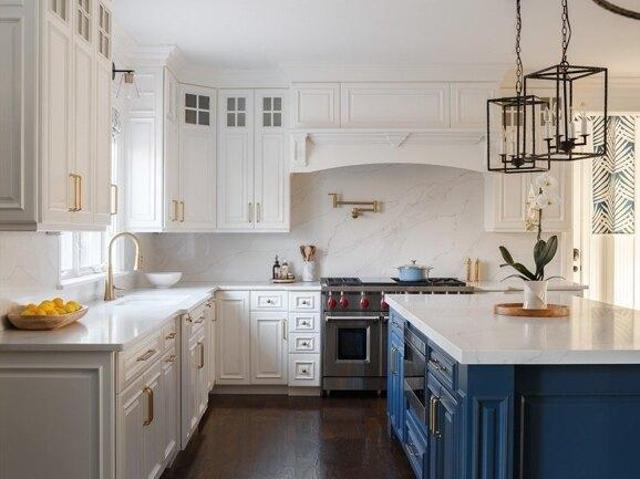 house with 5 bedroom, Dedham MA ES103439551