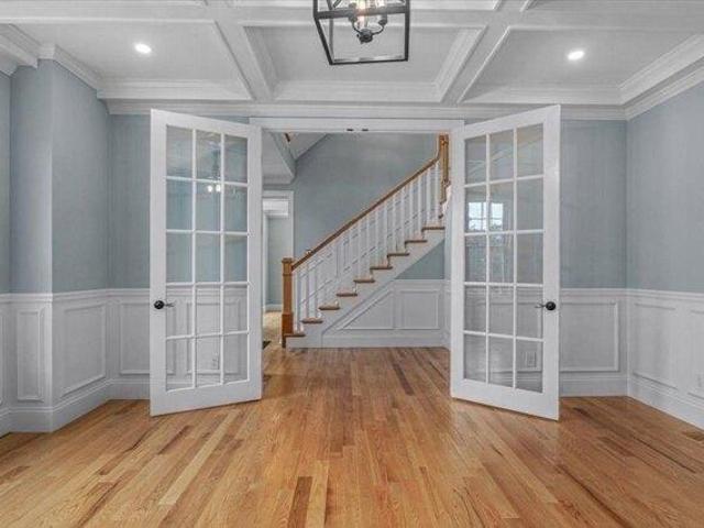 house with 5 bedroom, Dedham MA ES103496777