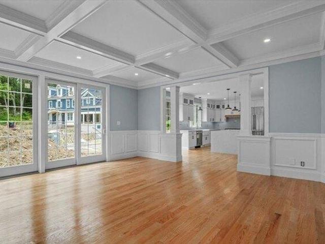 house with 5 bedroom, Dedham MA ES103250681
