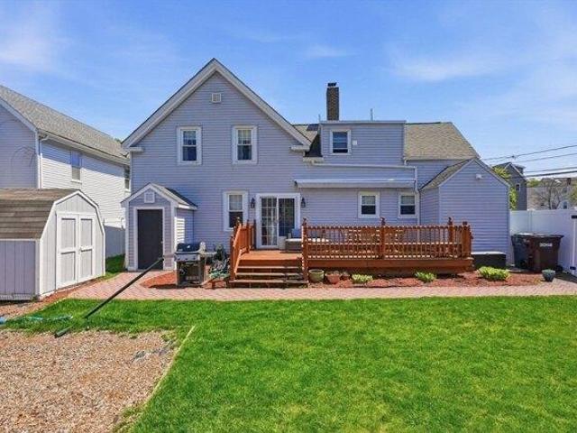 house with 5 bedroom, Dedham MA ES104263409