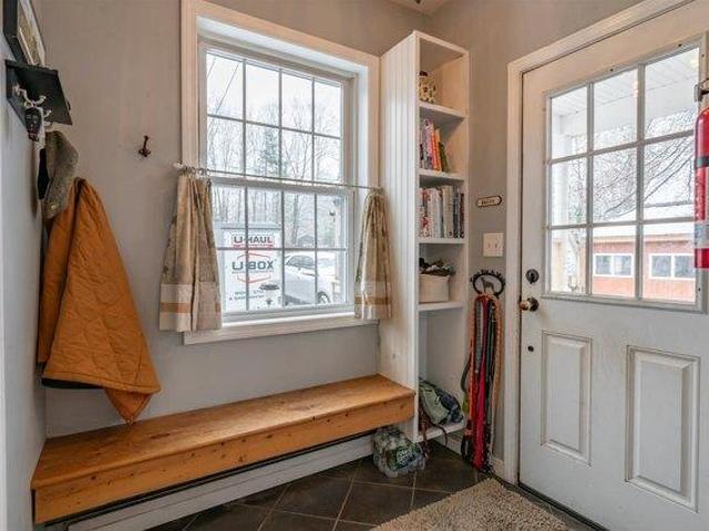 house with 5 bedroom, Deerfield NH ES103498901