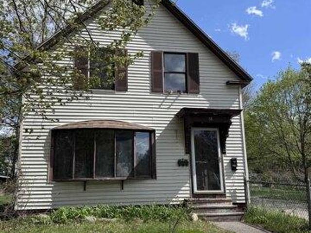 house with 5 bedroom, Derry NH DLS102121439
