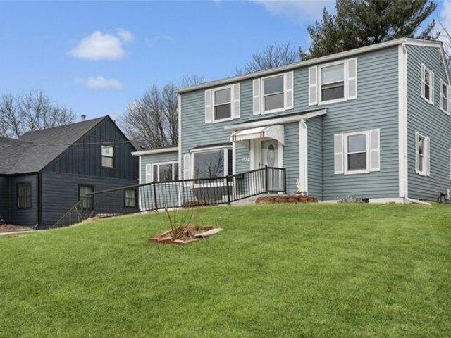 house with 5 bedroom, Des Moines IA DS88390347