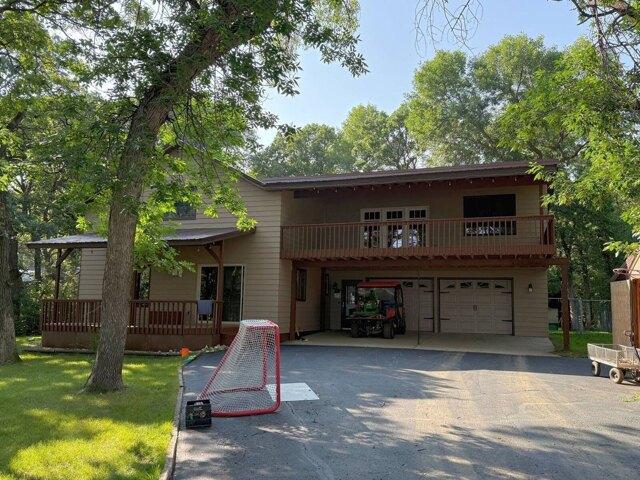 house with 5 bedroom, Devils Lake ND DLS93337450