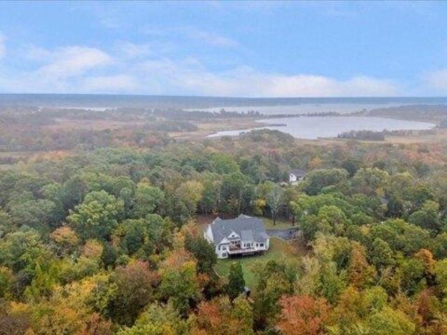 house with 5 bedroom, Dighton MA DLS102370441