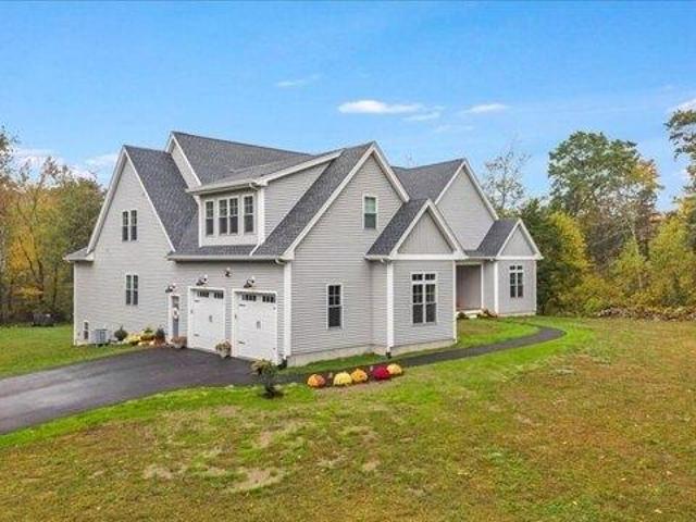 house with 5 bedroom, Dighton MA ES105115217