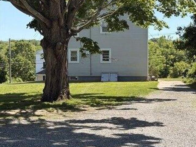 house with 5 bedroom, Dighton MA ES103184834