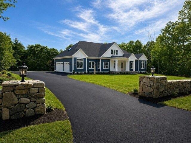 house with 5 bedroom, Douglas MA ES104478042