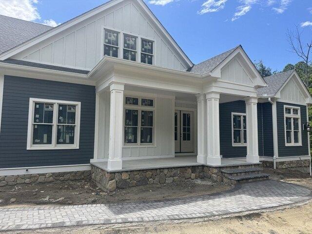 house with 5 bedroom, Douglas MA ES103037093