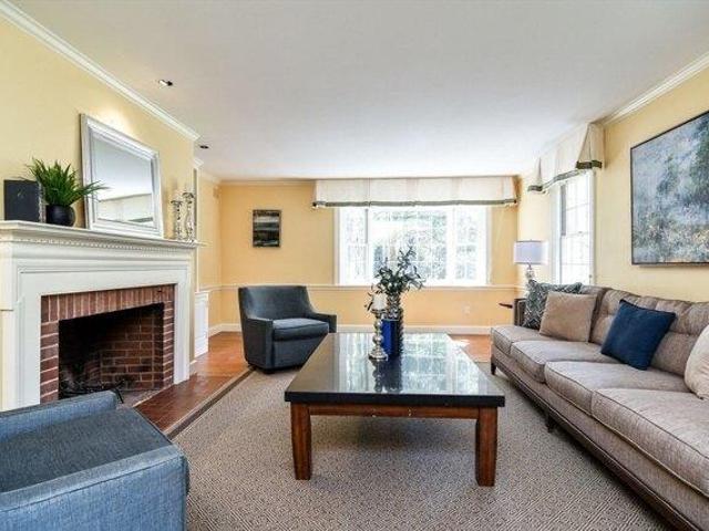 house with 5 bedroom, Dover MA ES105040887