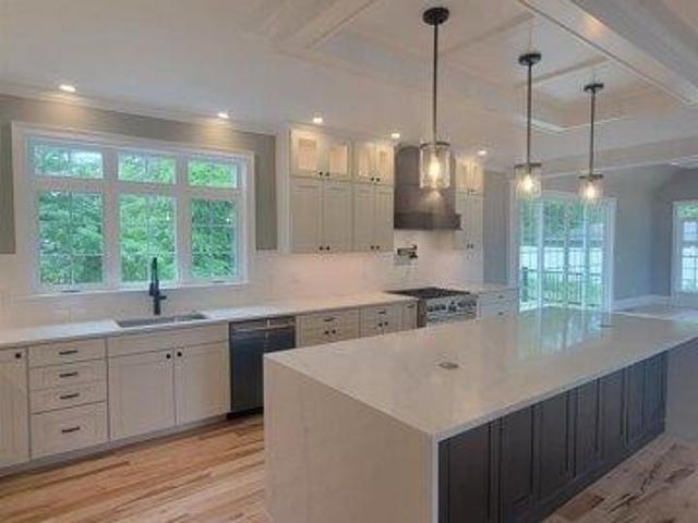 house with 5 bedroom, Dover NH ES105156359