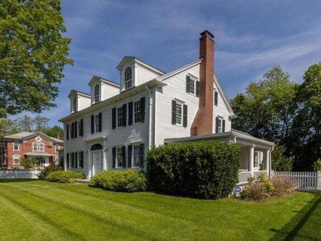 house with 5 bedroom, Dover NH ES105233826