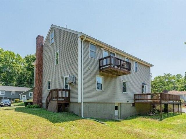 house with 5 bedroom, Dracut MA ES105080916