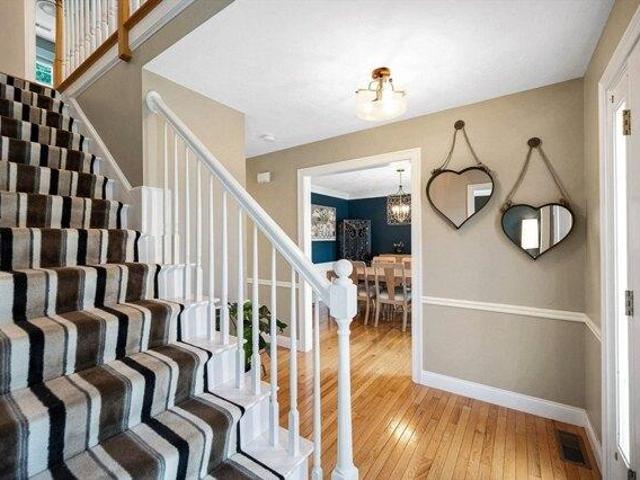 house with 5 bedroom, Dracut MA ES105157677