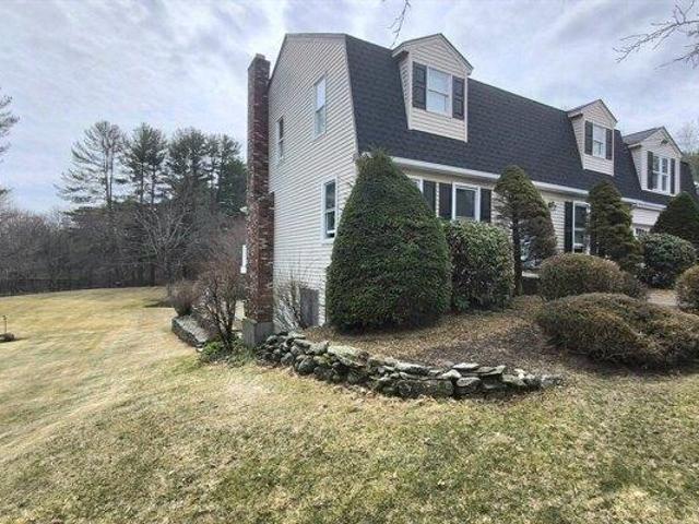 house with 5 bedroom, Dudley MA DLS102960580