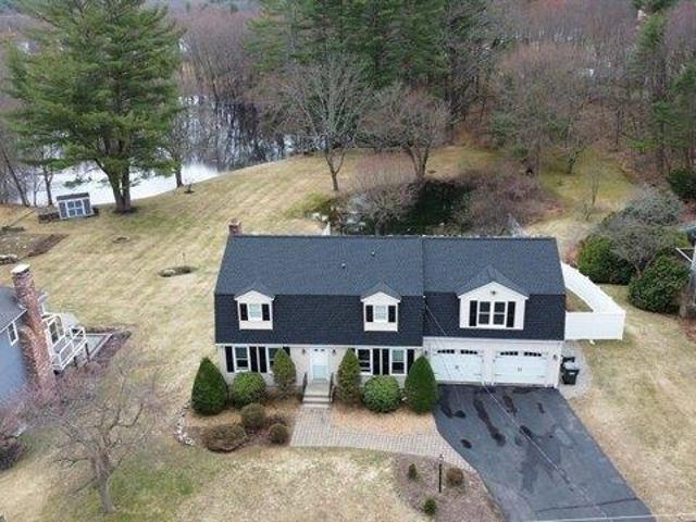 house with 5 bedroom, Dudley MA ES105240664