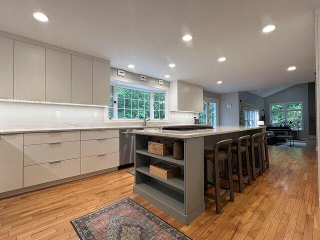 house with 5 bedroom, Durham NH DS104332580