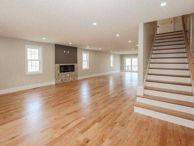 house with 5 bedroom, Durham NH ES104150931