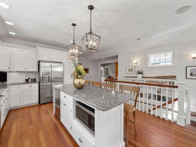 house with 5 bedroom, Duxbury MA ES103662661